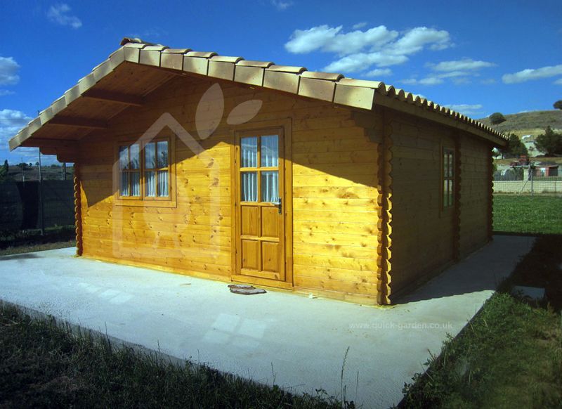 Log Cabin DREUX (44 mm), 6x6 m (20'x20'), 36 m²